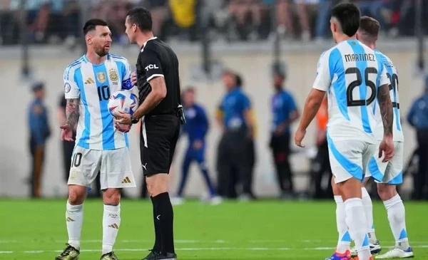 El uruguayo Andrés Matonte dirigirá Argentina-Ecuador | 0223