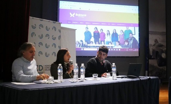 La municipalidad de Balcarce presentó su nueva página de internet | 0223